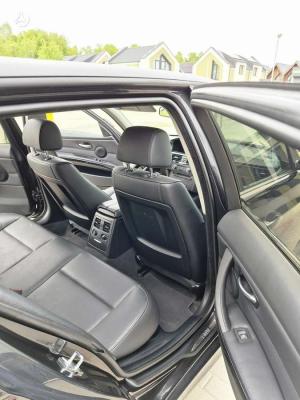 Black BMW 320 2009 in Klaipeda, with an engine capacity of 2.00 L and mileage of 371 thousand km for 4600 €, photo 15 on AUTOMOTO.COM.LV