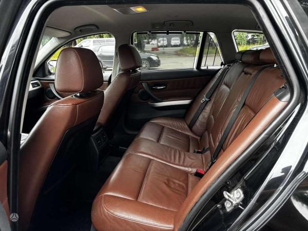 Black BMW 320 2009 in Vilnius, with an engine capacity of 2.00 L and mileage of 403 thousand km for 4100 €, photo 6 on AUTOMOTO.COM.LV