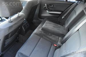 Черный БМВ 320 2009 в Рига, объемом двигателя 2.00 л и пробегом 350 тыс. км за 6300 €, фото 13 на AUTOMOTO.COM.LV