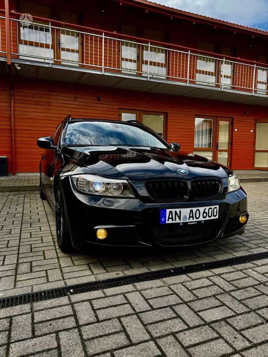 Black BMW 320 2009 in Marijampole, with an engine capacity of 2.00 L and mileage of 281 thousand km for 6000 €, photo 5 on AUTOMOTO.COM.LV