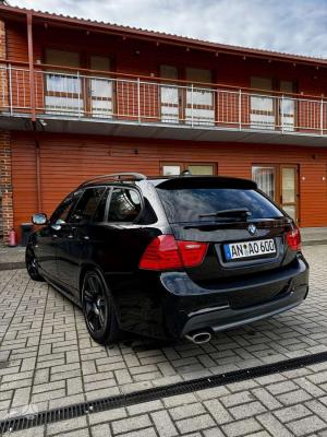 Black BMW 320 2009 in Marijampole, with an engine capacity of 2.00 L and mileage of 281 thousand km for 6000 €, photo 8 on AUTOMOTO.COM.LV