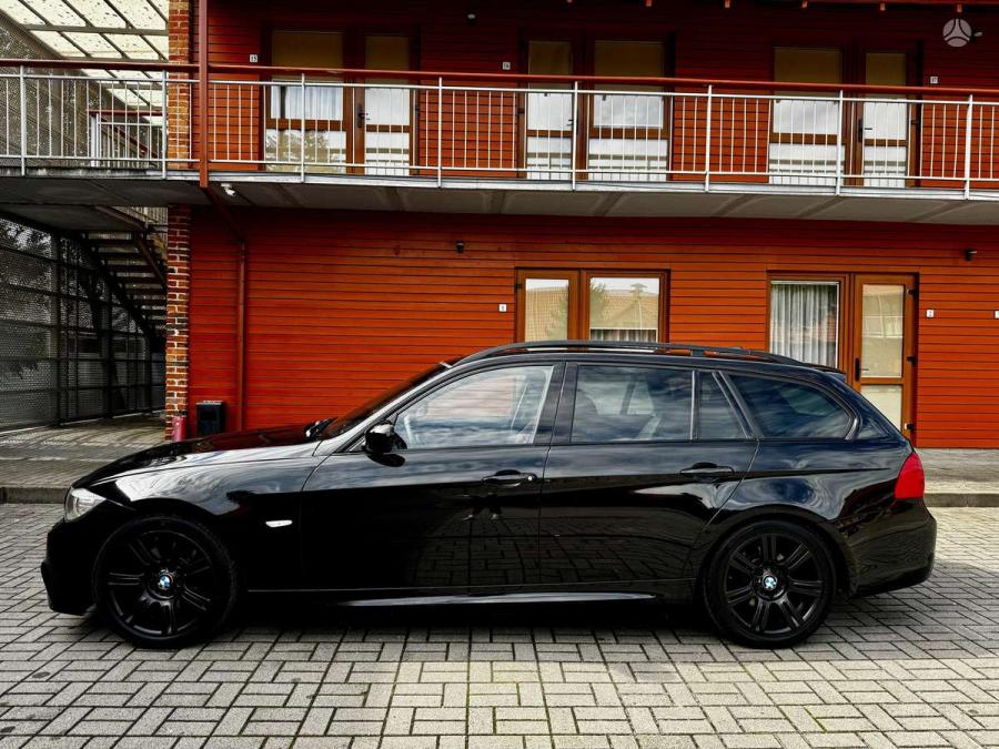 Black BMW 320 2009 in Marijampole, with an engine capacity of 2.00 L and mileage of 281 thousand km for 6000 €, photo 9 on AUTOMOTO.COM.LV