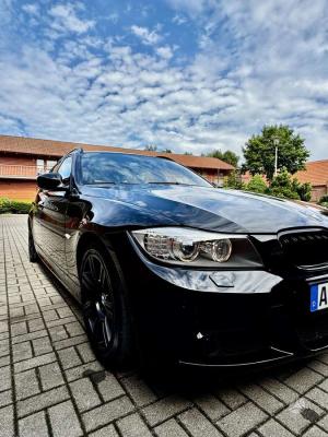 Black BMW 320 2009 in Marijampole, with an engine capacity of 2.00 L and mileage of 281 thousand km for 6000 €, photo 12 on AUTOMOTO.COM.LV