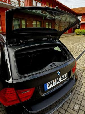 Black BMW 320 2009 in Marijampole, with an engine capacity of 2.00 L and mileage of 281 thousand km for 6000 €, photo 14 on AUTOMOTO.COM.LV