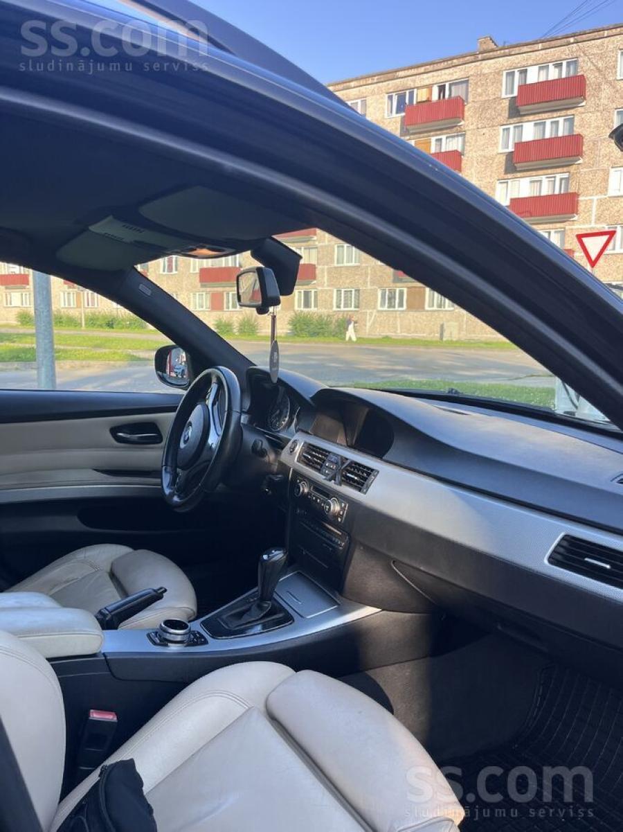 Melns BMW 320 2009 Rīga, ar dzinēja tilpumu 2.00 L un nobraukumu 270 tūkst. km par 6600 €, foto 5 vietnē AUTOMOTO.COM.LV