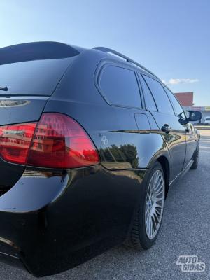 Melns BMW 320 2009 Jonava, ar dzinēja tilpumu 2.00 L un nobraukumu 284 tūkst. km par 3850 €, foto 7 vietnē AUTOMOTO.COM.LV