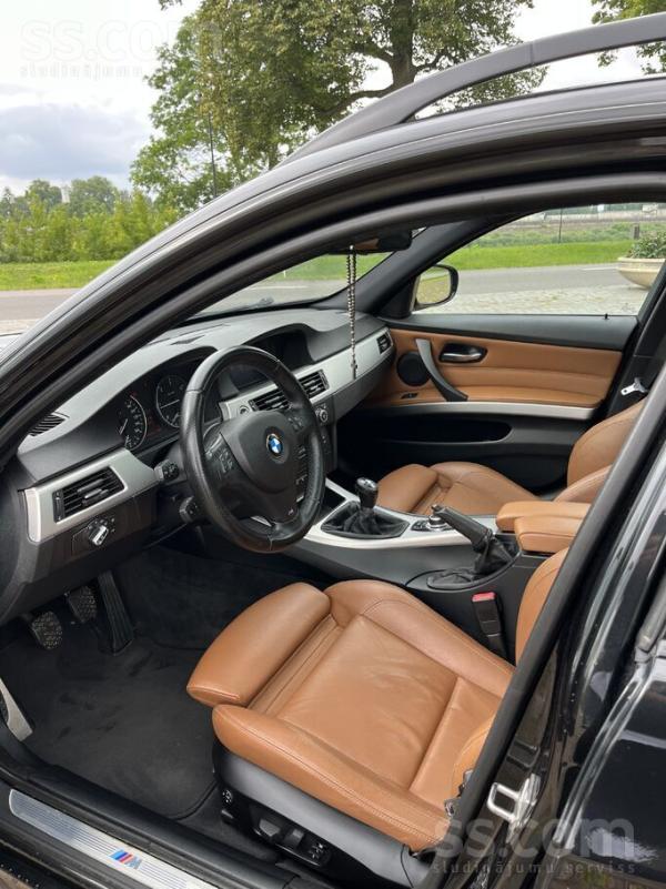 Melns BMW 320 2009 Daugavpils, ar dzinēja tilpumu 2.00 L un nobraukumu 319 tūkst. km par 6350 €, foto 7 vietnē AUTOMOTO.COM.LV