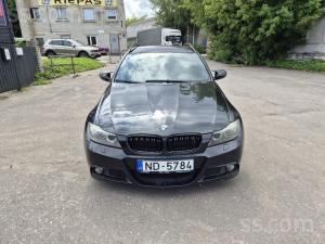 Black BMW 320 2009 in Riga, with an engine capacity of 2.00 L and mileage of 268 thousand km for 5990 €, photo 4 on AUTOMOTO.COM.LV