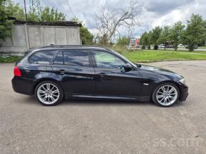 Black BMW 320 2009 in Riga, with an engine capacity of 2.00 L and mileage of 268 thousand km for 5990 €, photo 6 on AUTOMOTO.COM.LV