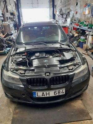 Black BMW 320 2009 in Klaipeda, with an engine capacity of 2.00 L and mileage of 135 thousand km for 3500 €, photo 24 on AUTOMOTO.COM.LV