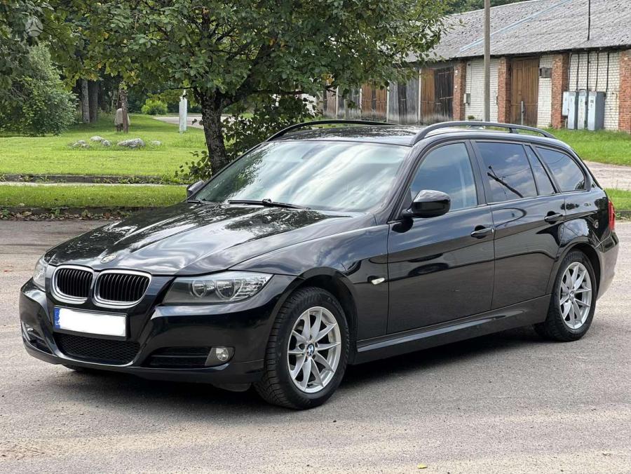 Melns BMW 320 2009 Viļņa, ar dzinēja tilpumu 1.80 L un nobraukumu 268 tūkst. km par 3250 €, foto 1 vietnē AUTOMOTO.COM.LV