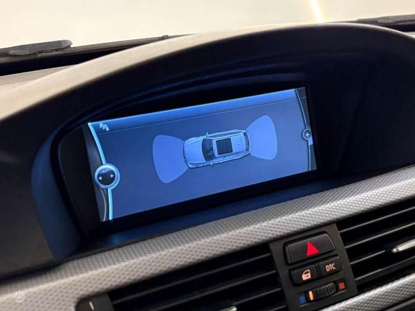 Melns BMW 320 2009 Marijampole, ar dzinēja tilpumu 2.00 L un nobraukumu 225 tūkst. km par 5999 €, foto 3 vietnē AUTOMOTO.COM.LV