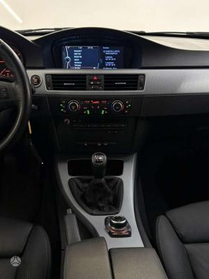 Black BMW 320 2009 in Marijampole, with an engine capacity of 2.00 L and mileage of 225 thousand km for 5999 €, photo 16 on AUTOMOTO.COM.LV