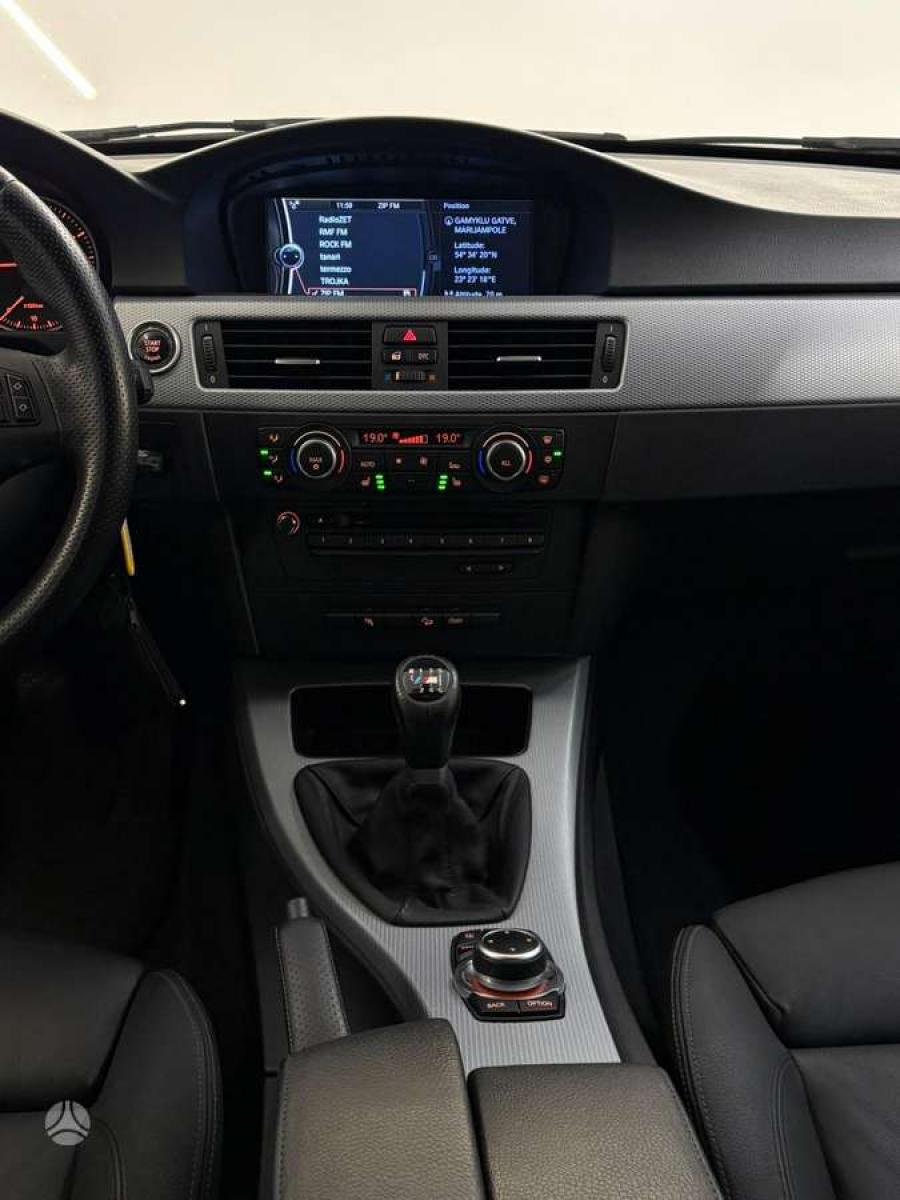 Black BMW 320 2009 in Marijampole, with an engine capacity of 2.00 L and mileage of 225 thousand km for 5999 €, photo 16 on AUTOMOTO.COM.LV