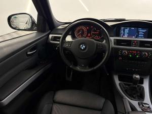 Black BMW 320 2009 in Marijampole, with an engine capacity of 2.00 L and mileage of 225 thousand km for 5999 €, photo 17 on AUTOMOTO.COM.LV