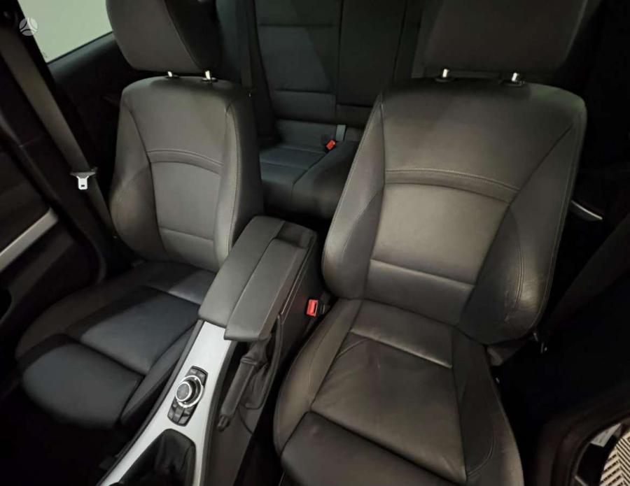 Black BMW 320 2009 in Marijampole, with an engine capacity of 2.00 L and mileage of 225 thousand km for 5999 €, photo 24 on AUTOMOTO.COM.LV