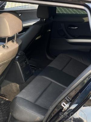 Black BMW 320 2009 in Cesis, with an engine capacity of 2.00 L and mileage of 298 thousand km for 3950 €, photo 5 on AUTOMOTO.COM.LV