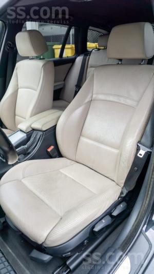 Black BMW 320 2009 in Riga, with an engine capacity of 2.00 L and mileage of 268 thousand km for 5990 €, photo 25 on AUTOMOTO.COM.LV