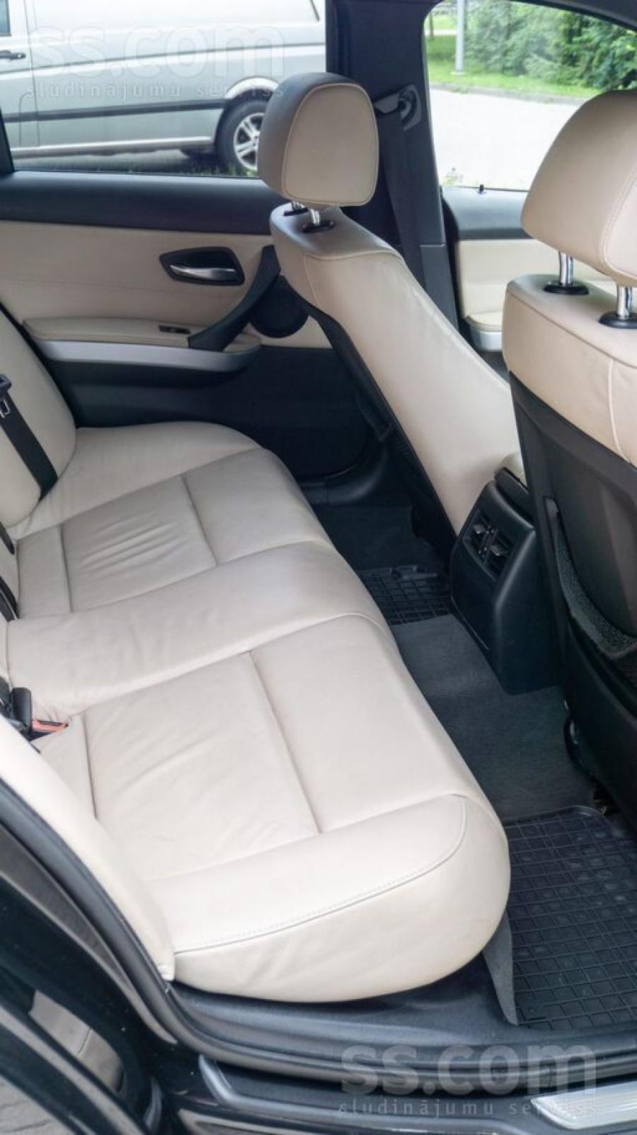 Black BMW 320 2009 in Riga, with an engine capacity of 2.00 L and mileage of 268 thousand km for 5990 €, photo 27 on AUTOMOTO.COM.LV