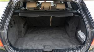 Black BMW 320 2009 in Riga, with an engine capacity of 2.00 L and mileage of 268 thousand km for 5990 €, photo 29 on AUTOMOTO.COM.LV