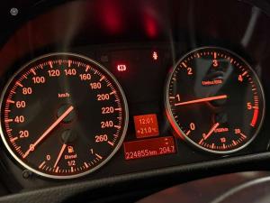 Black BMW 320 2009 in Marijampole, with an engine capacity of 2.00 L and mileage of 225 thousand km for 5850 €, photo 9 on AUTOMOTO.COM.LV