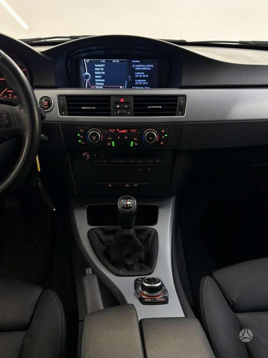 Black BMW 320 2009 in Marijampole, with an engine capacity of 2.00 L and mileage of 225 thousand km for 5850 €, photo 16 on AUTOMOTO.COM.LV