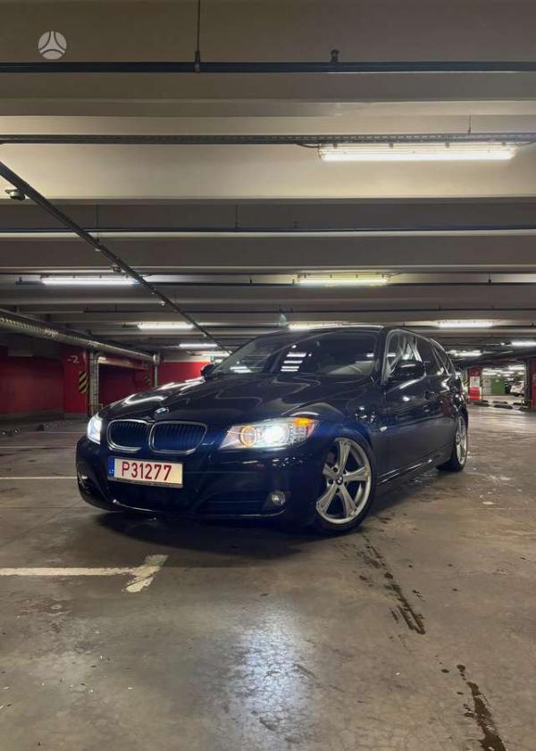 Melns BMW 320 2009 Viļņa, ar dzinēja tilpumu 2.00 L un nobraukumu 268 tūkst. km par 3700 €, foto 1 vietnē AUTOMOTO.COM.LV