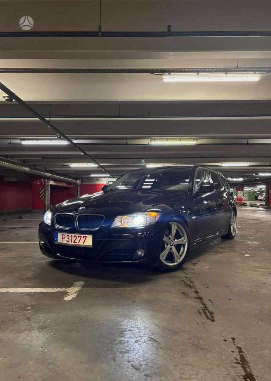 Black BMW 320 2009 in Vilnius, with an engine capacity of 2.00 L and mileage of 268 thousand km for 3700 €, photo 1 on AUTOMOTO.COM.LV