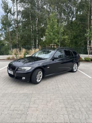 Melns BMW 320 2009 Rīga, ar dzinēja tilpumu 2.00 L un nobraukumu 324 tūkst. km par 3700 €, foto 3 vietnē AUTOMOTO.COM.LV