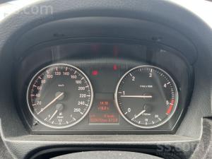 Melns BMW 320 2009 Rīga, ar dzinēja tilpumu 2.00 L un nobraukumu 324 tūkst. km par 3700 €, foto 9 vietnē AUTOMOTO.COM.LV