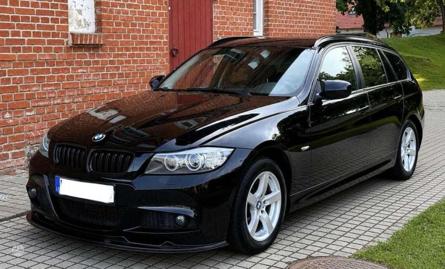 Melns BMW 320 2009 Klaipėda, ar dzinēja tilpumu 2.00 L un nobraukumu 275 tūkst. km par 4950 €, foto 3 vietnē AUTOMOTO.COM.LV