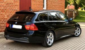 Melns BMW 320 2009 Klaipėda, ar dzinēja tilpumu 2.00 L un nobraukumu 275 tūkst. km par 4950 €, foto 5 vietnē AUTOMOTO.COM.LV