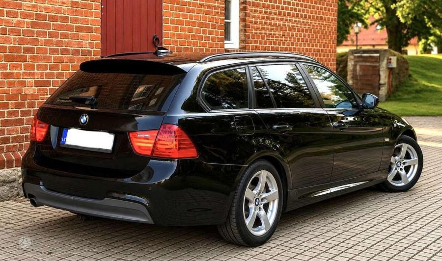 Melns BMW 320 2009 Klaipėda, ar dzinēja tilpumu 2.00 L un nobraukumu 275 tūkst. km par 4950 €, foto 5 vietnē AUTOMOTO.COM.LV