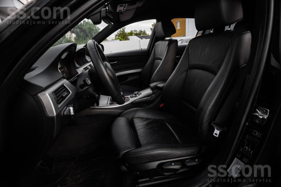 Black BMW 320 2009 in Jelgava, with an engine capacity of 2.00 L and mileage of 272 thousand km for 5500 €, photo 8 on AUTOMOTO.COM.LV