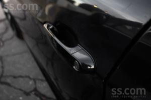 Black BMW 320 2009 in Jelgava, with an engine capacity of 2.00 L and mileage of 272 thousand km for 5500 €, photo 11 on AUTOMOTO.COM.LV