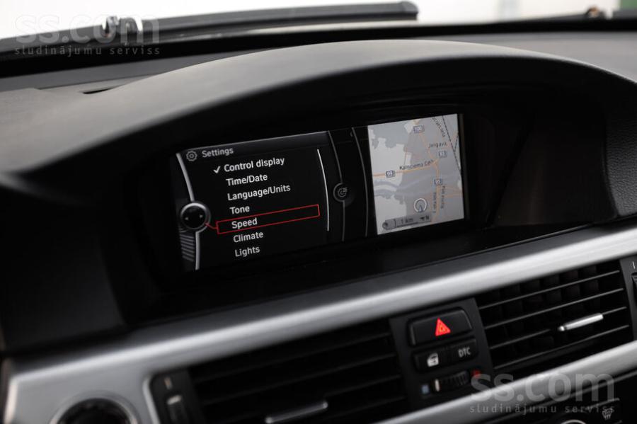 Black BMW 320 2009 in Jelgava, with an engine capacity of 2.00 L and mileage of 272 thousand km for 5500 €, photo 14 on AUTOMOTO.COM.LV