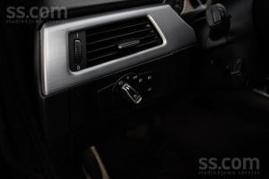 Black BMW 320 2009 in Jelgava, with an engine capacity of 2.00 L and mileage of 272 thousand km for 5500 €, photo 16 on AUTOMOTO.COM.LV