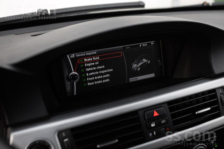 Black BMW 320 2009 in Jelgava, with an engine capacity of 2.00 L and mileage of 272 thousand km for 5500 €, photo 17 on AUTOMOTO.COM.LV