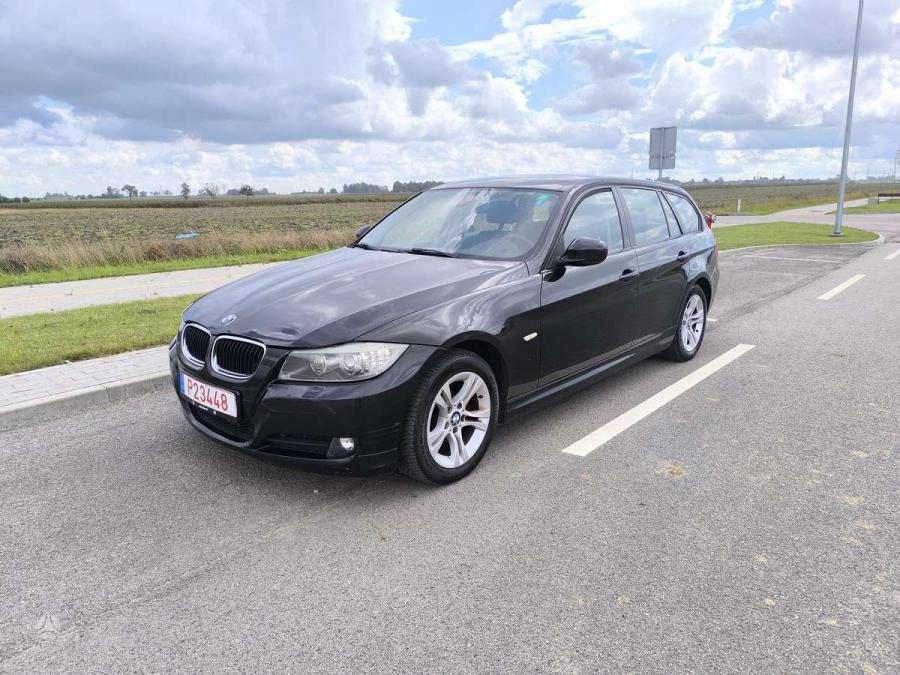 Black BMW 320 2009 in Marijampole, with an engine capacity of 2.00 L and mileage of 336 thousand km for 2399 €, photo 1 on AUTOMOTO.COM.LV