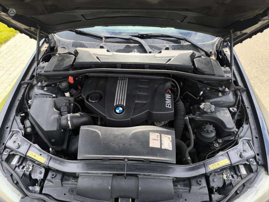 Black BMW 320 2009 in Marijampole, with an engine capacity of 2.00 L and mileage of 336 thousand km for 2399 €, photo 17 on AUTOMOTO.COM.LV
