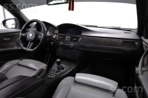 Black BMW 320 2009 in Riga, with an engine capacity of 2.00 L and mileage of 383 thousand km for 2995 €, photo 10 on AUTOMOTO.COM.LV