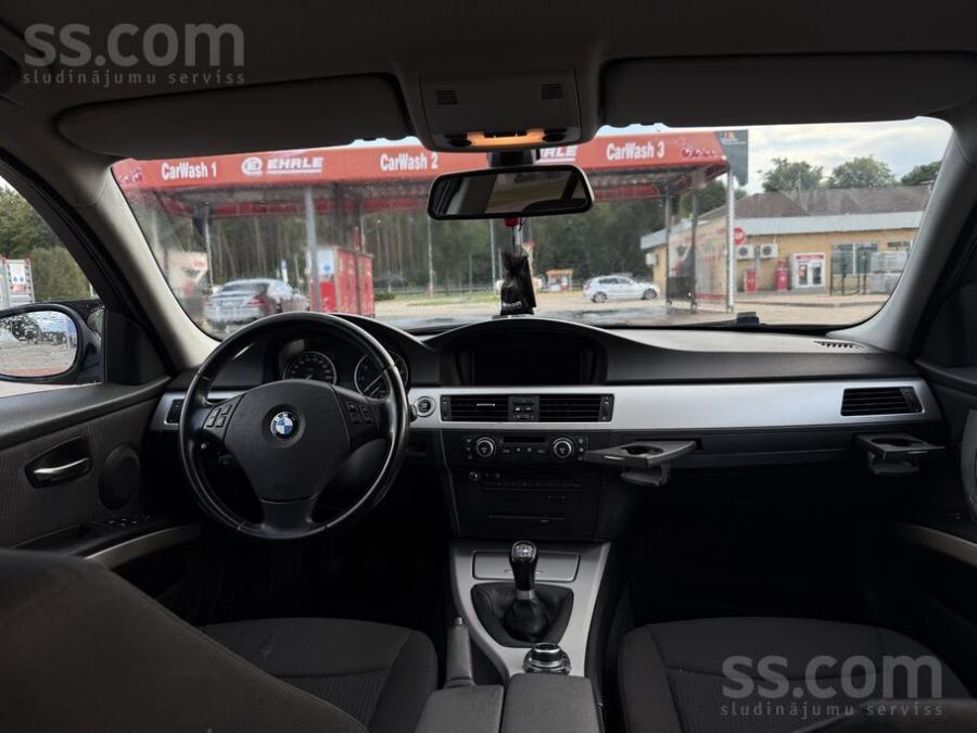 Black BMW 320 2009 in Riga, with an engine capacity of 2.00 L and mileage of 252 thousand km for 2300 €, photo 6 on AUTOMOTO.COM.LV
