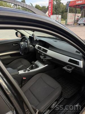 Black BMW 320 2009 in Riga, with an engine capacity of 2.00 L and mileage of 252 thousand km for 2300 €, photo 7 on AUTOMOTO.COM.LV