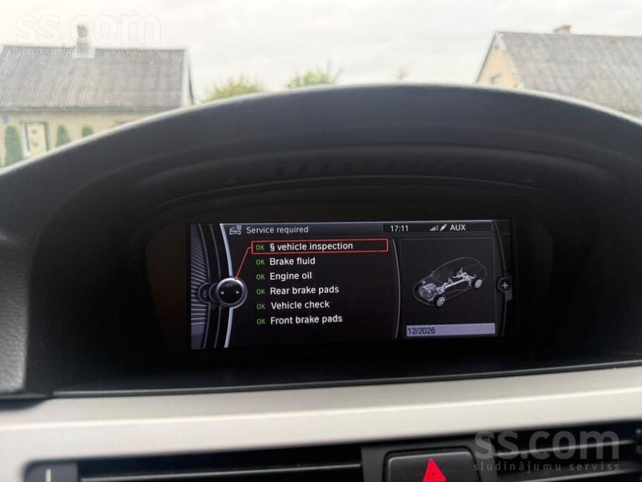 Black BMW 320 2009 in Riga, with an engine capacity of 2.00 L and mileage of 252 thousand km for 2300 €, photo 9 on AUTOMOTO.COM.LV