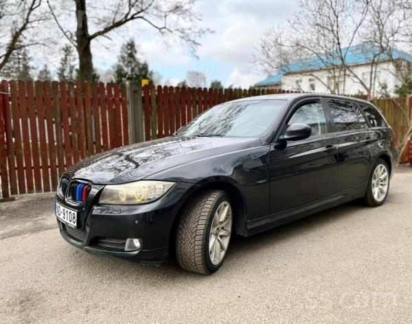 БМВ 320 2009 в Рига на AUTOMOTO.COM.LV Черный БМВ 320 2009 в Рига, объемом двигателя 2.00 л и пробегом 448 тыс. км за 3550 €, фото 4 на AUTOMOTO.COM.LV