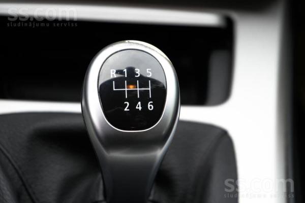 БМВ 320 2009 в Рига на AUTOMOTO.COM.LV Черный БМВ 320 2009 в Рига, объемом двигателя 2.00 л и пробегом 283 тыс. км за 4990 €, фото 10 на AUTOMOTO.COM.LV