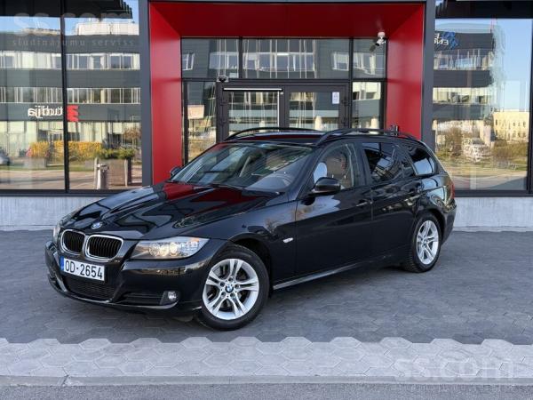 Melns BMW 320 2010 Rīga, ar dzinēja tilpumu 2.00 L un nobraukumu 280 tūkst. km par 4999 €, foto 1 vietnē AUTOMOTO.COM.LV