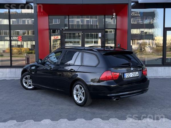 Melns BMW 320 2010 Rīga, ar dzinēja tilpumu 2.00 L un nobraukumu 280 tūkst. km par 4999 €, foto 5 vietnē AUTOMOTO.COM.LV