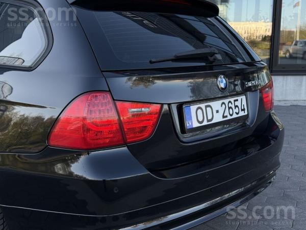 Melns BMW 320 2010 Rīga, ar dzinēja tilpumu 2.00 L un nobraukumu 280 tūkst. km par 4999 €, foto 6 vietnē AUTOMOTO.COM.LV