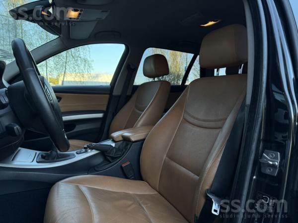 Melns BMW 320 2010 Rīga, ar dzinēja tilpumu 2.00 L un nobraukumu 280 tūkst. km par 4999 €, foto 8 vietnē AUTOMOTO.COM.LV